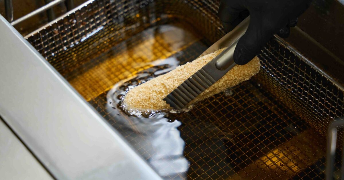 How to choose the best oil for deep frying? | Primechef® | PrimeChef